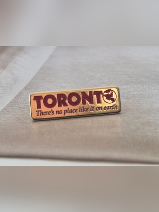 Accessories | Toronto Gold And Red Lapel Pin Theres No Place Like This ...